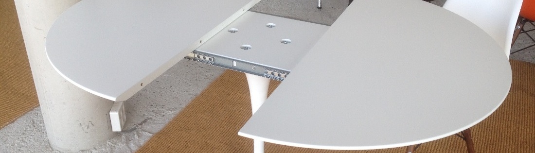 ronde en ovale uitschuifbare tafels van eero saarinen